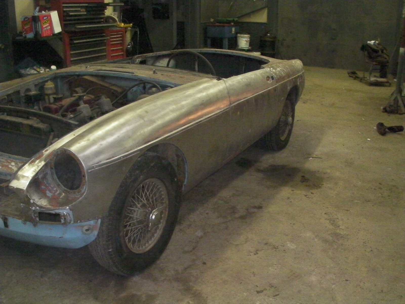 1964 MGB Restoration | EnglishAutoUSA