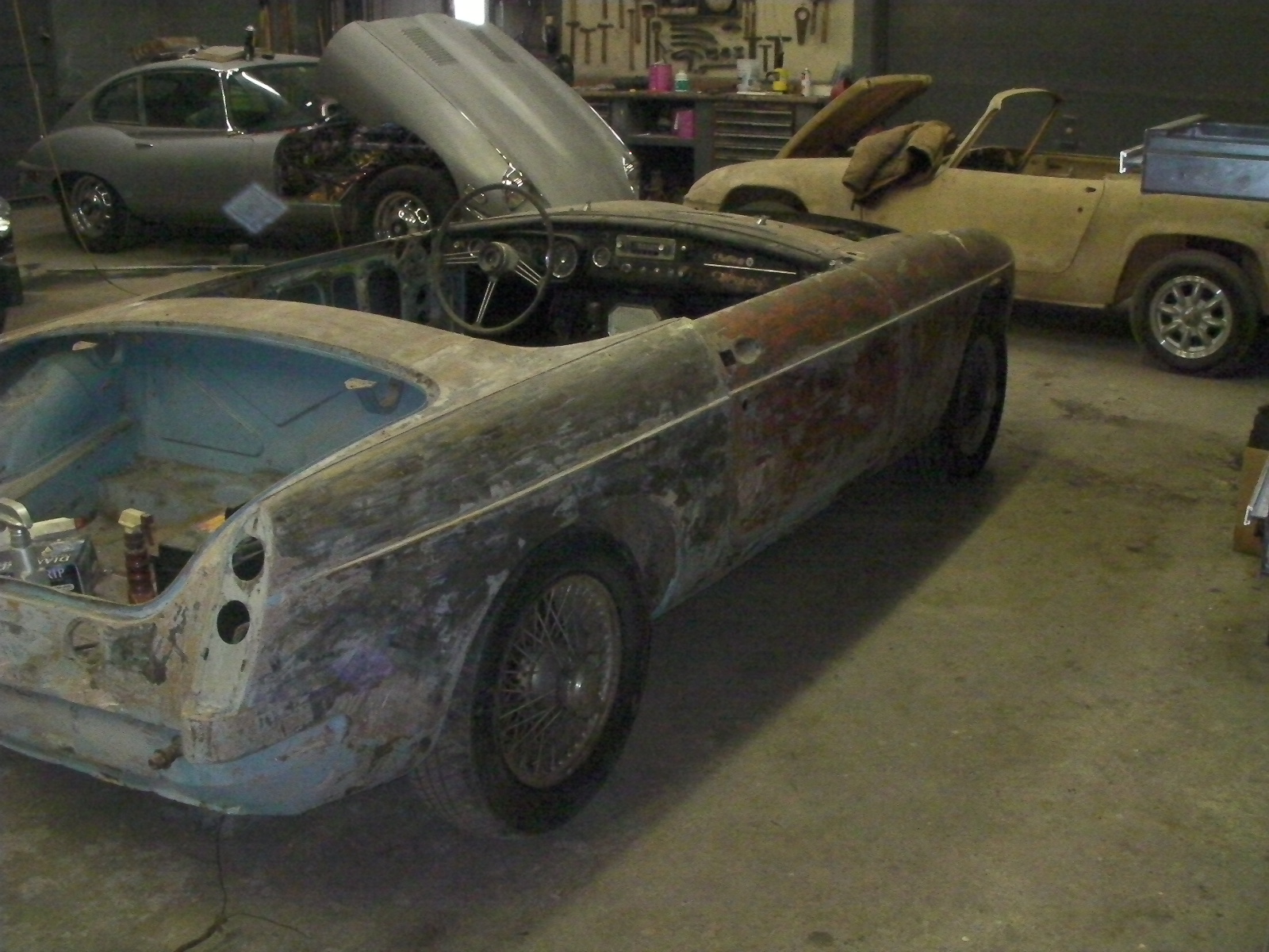 1964 MGB Restoration | EnglishAutoUSA